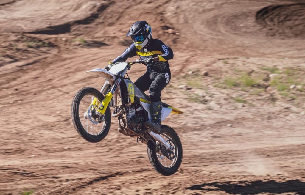 Husqvarna elige los neumáticos Dunlop Geomax MX33 para sus modelos 2023